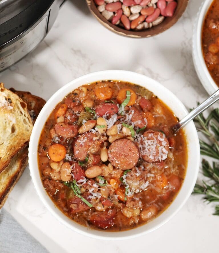 Crockpot Bean Soup - Easy & Delicious (Video)